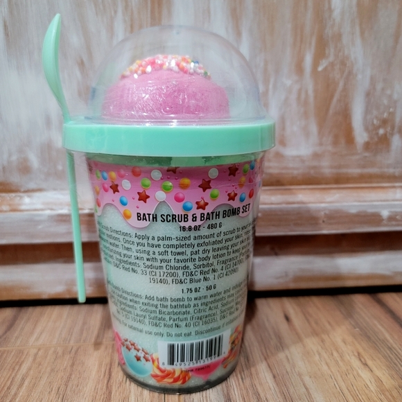 Bath & Body | Nwt Lollipop Body Scrub And Bath Bomb Set | Poshmark